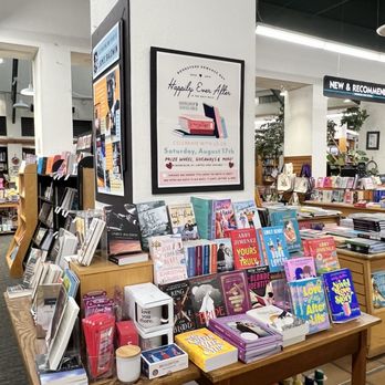 BOOKSHOP SANTA CRUZ - Updated December 2025 - 266 Photos & 418 Reviews ...