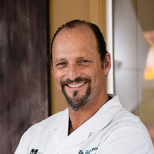 LEONEL HUNT, MD - Updated May 2025 - 28 Reviews - 444 S San Vicente ...