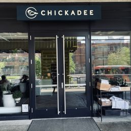 CHICKADEE - Updated August 2025 - 750 Photos & 328 Reviews - 21 Drydock ...