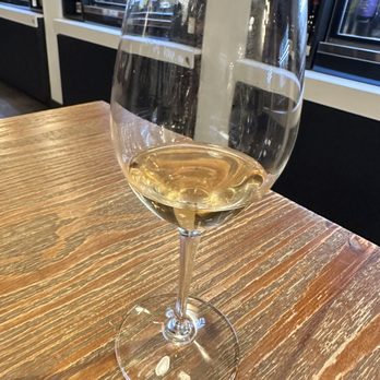 TASTE WINE BAR AND MARKET - Updated May 2025 - 92 Photos & 37 Reviews ...