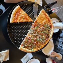 SLICE420 - Updated December 2025 - 353 Photos & 554 Reviews - 2501 W ...