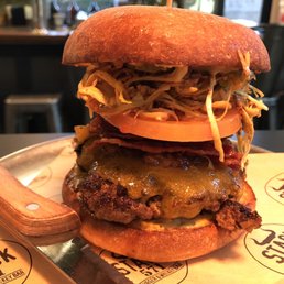 STACK 571 BURGER & WHISKEY BAR - Updated July 2024 - 261 Photos & 223 ...