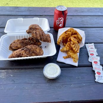 BARRIO FOOD HUB - Updated October 2025 - 168 Photos & 79 Reviews - 2707 ...