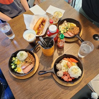 CAFE OPLA - Updated May 2025 - 527 Photos & 351 Reviews - 2200 Alaskan ...