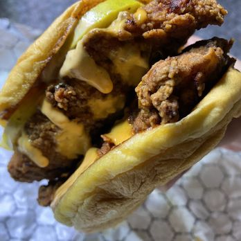 BRD - Updated June 2024 - 112 Photos & 120 Reviews - 1104 S Charles St ...