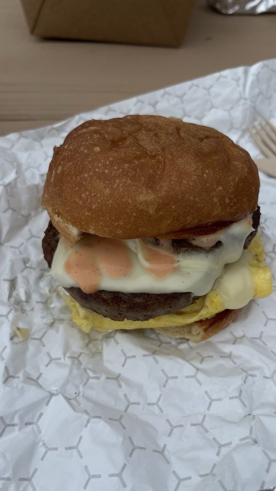 THE SHORELINER - Updated December 2025 - 139 1/2 Atlantic Ave, Westerly ...