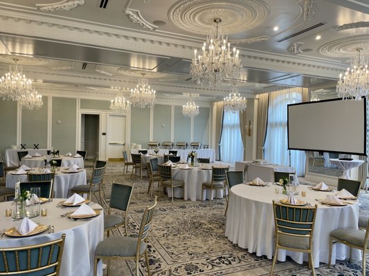 HOTEL CARMICHAEL - 151 Photos & 47 Reviews - 1 Carmichael Square ...