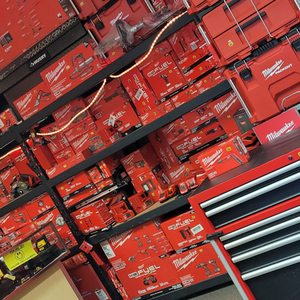 LOWE’S OUTLET - Updated August 2025 - 61 Photos & 24 Reviews - 4060 ...