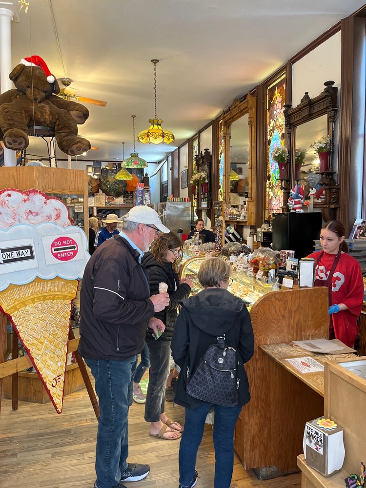 GEORGETOWN VALLEY CANDY COMPANY - 62 Photos & 53 Reviews - 500 6th St ...