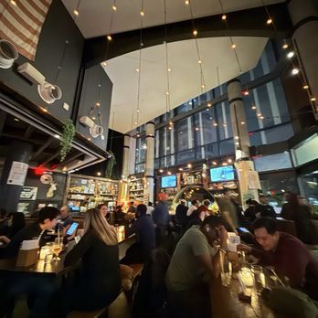 FULTON HALL - Updated December 2025 - 130 Photos & 112 Reviews - 250 ...