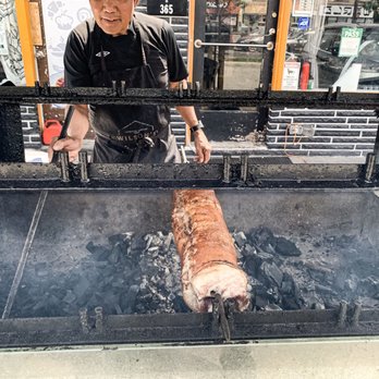 WILSON’S HAUS OF LECHON - 122 Photos & 32 Reviews - 365 Wilson Avenue ...