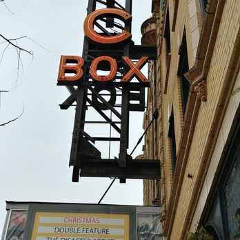 MUSIC BOX THEATRE - Updated July 2025 - 289 Photos & 488 Reviews - 3733 ...