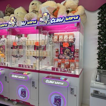 CLAW WORLD - Updated June 2025 - 686 Photos & 443 Reviews - 8665 W ...