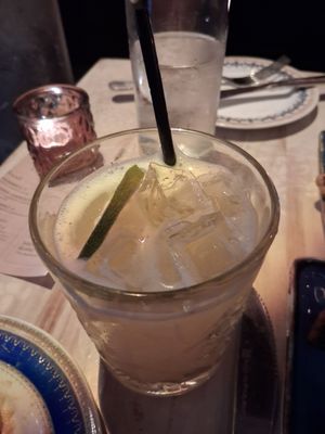 MONA - Updated September 2025 - 117 Photos & 60 Reviews - 1308 Chestnut ...