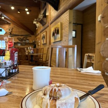 LATCHSTRING RESTAURANT - Updated October 2025 - 103 Photos & 95 Reviews ...