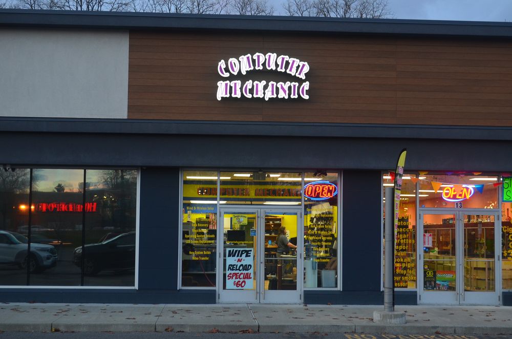 THE COMPUTER MECHANIC - Updated September 2025 - 18 Photos - 2330 Watt ...