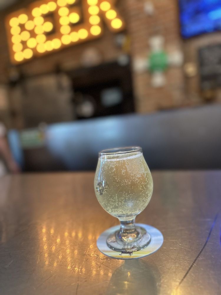 TAP & PUTT - Updated January 2026 - 27 Photos & 10 Reviews - 246 N ...