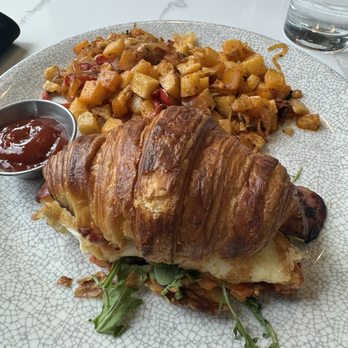 THE GREAT COMMONER - Updated January 2025 - 592 Photos & 305 Reviews ...