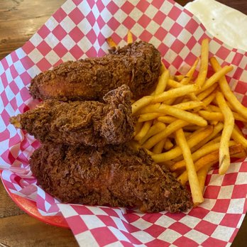 BINGE HOT CHICKEN - Updated June 2025 - 46 Photos & 40 Reviews - 4550 ...