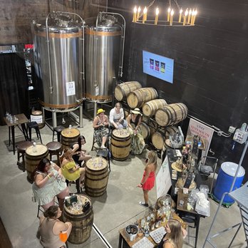 BIG MACHINE BREWERY & DISTILLERY - 135 Photos & 95 Reviews - 122 3rd ...
