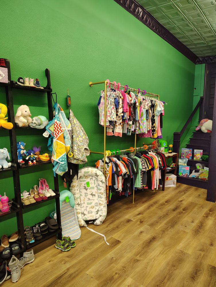 NIK’S PIK’S - Updated July 2025 - 117 S 4th St, Murray, Kentucky - Used, Vintage & Consignment ...