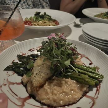 LOREN - Updated December 2025 - 108 Photos & 43 Reviews - 908 N Howard ...