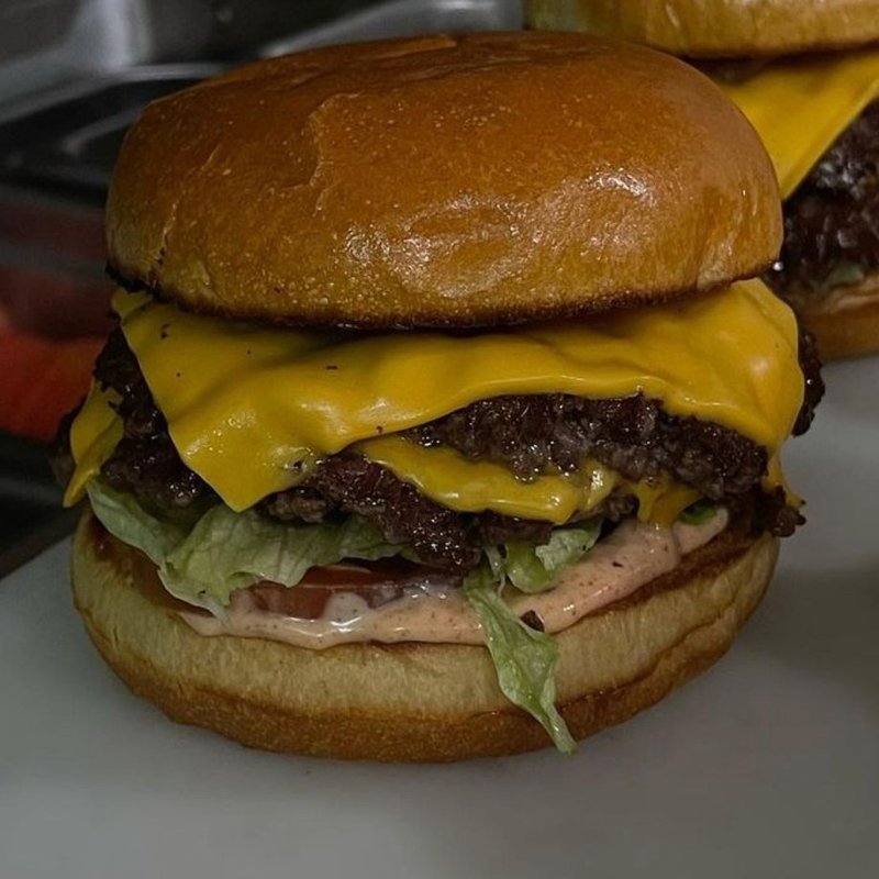HAYES BURGER - Updated July 2024 - 437 Photos & 403 Reviews - 2060 ...