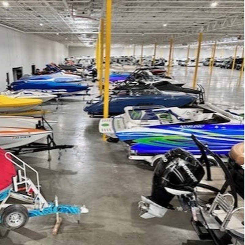 APPLE RV & BOAT STORAGE - Updated April 2024 - 22 Photos - 15000 Dale ...