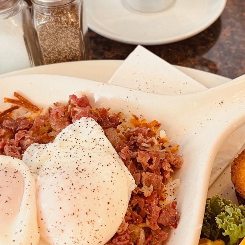 LINCOLN PARK CORNER KITCHEN - Updated October 2025 - 65 Photos & 25 ...