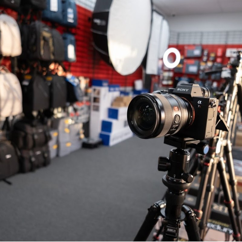 THE CAMERA EXCHANGE - 5925 Burnet Rd, Austin, Texas - Photography ...