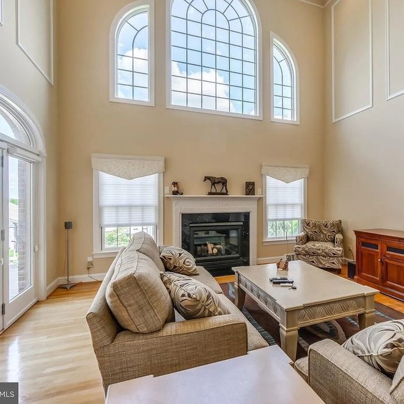 PAINT DOCTOR - Updated January 2026 - 23 Photos - 99 Albe Dr, Newark ...