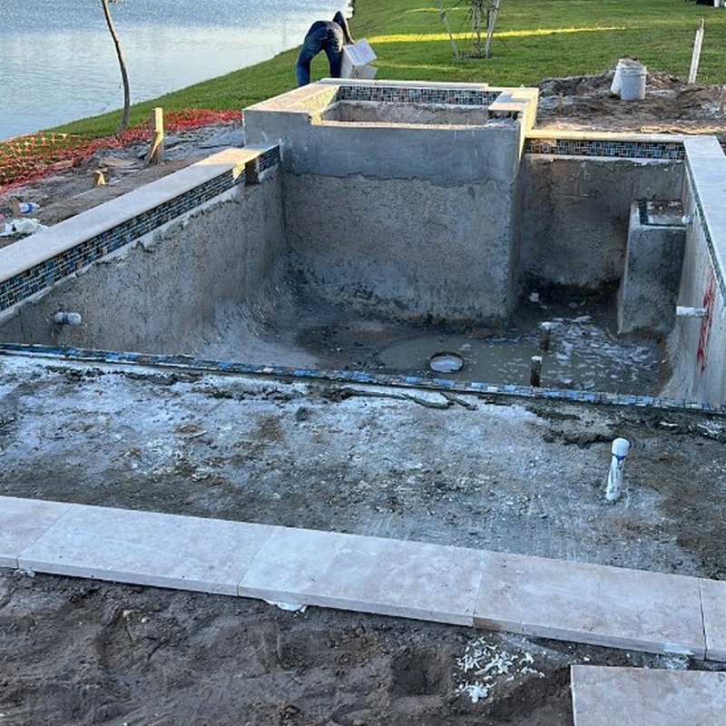 AMAZING POOLS - Updated May 2024 - 16 Photos - 145 N Tamiami Trl ...