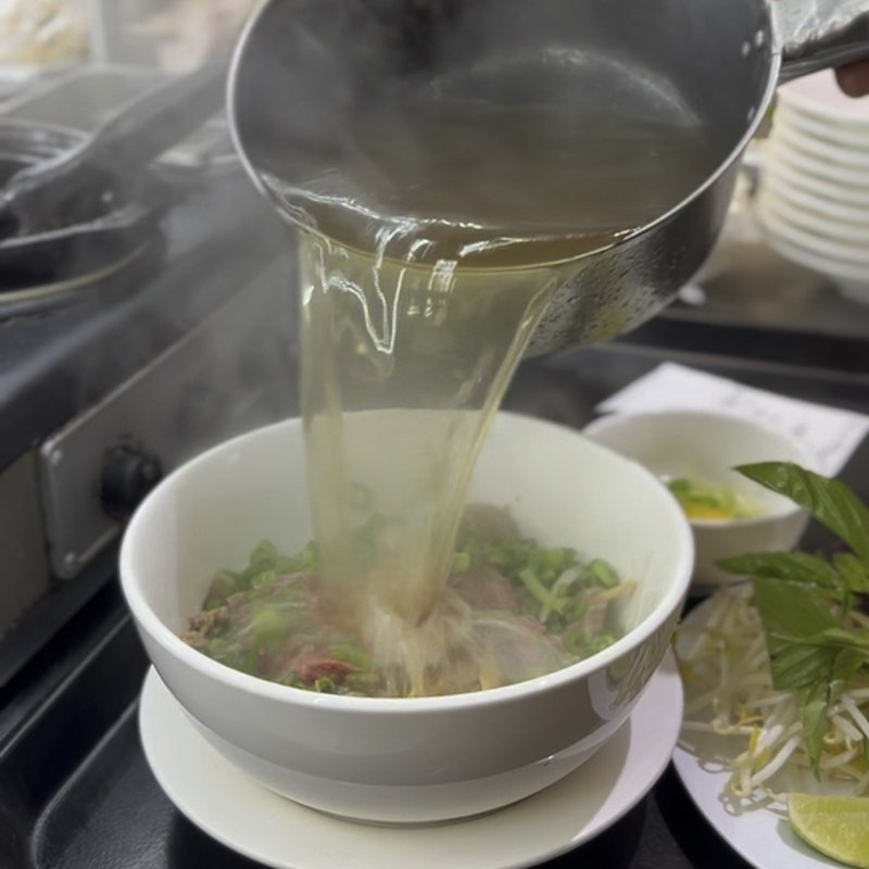 PHO 21 - Updated July 2024 - 747 Photos & 430 Reviews - 2569 S King Rd ...