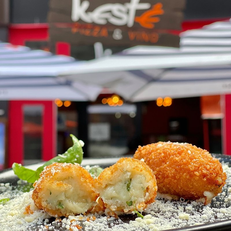 KESTÉ PIZZA & VINO - Updated July 2025 - 1511 Photos & 1997 Reviews ...