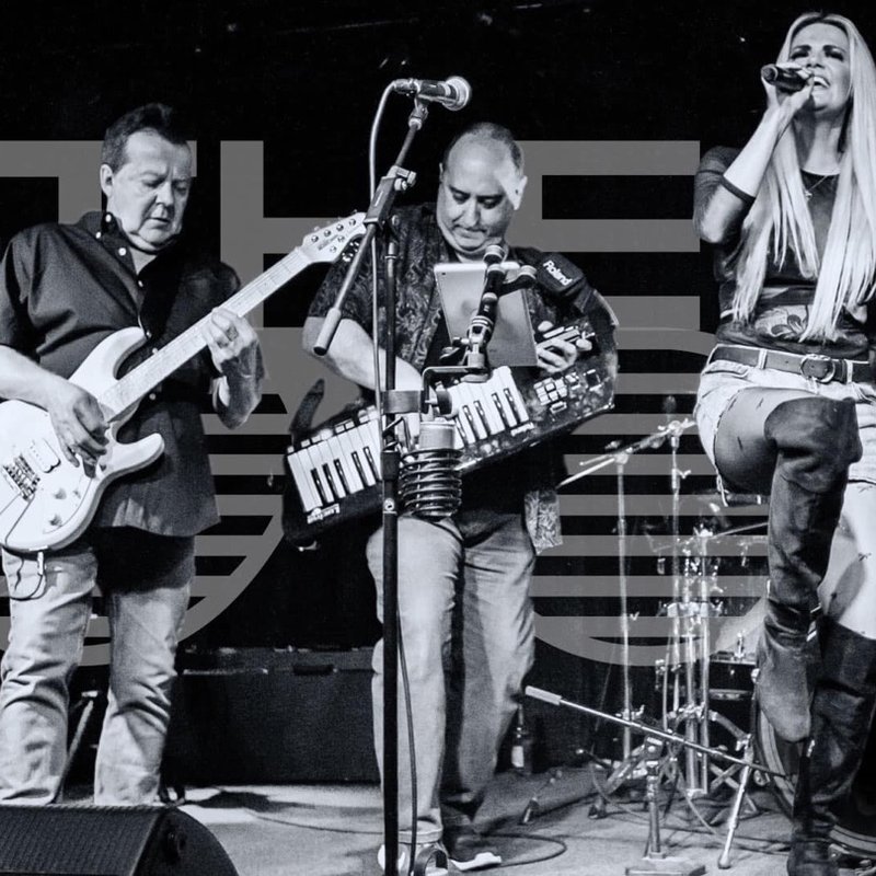 THE DOG HOUSE BAR AND GRILL - 32 Photos & 38 Reviews - 2029 Woodlynn ...