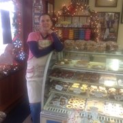 SIMPLE SIMON BAKERY - Updated January 2026 - 24 Photos & 46 Reviews ...