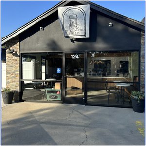 THE WELL COFFEE BAR - Updated June 2024 - 24 Photos & 16 Reviews - 126 ...