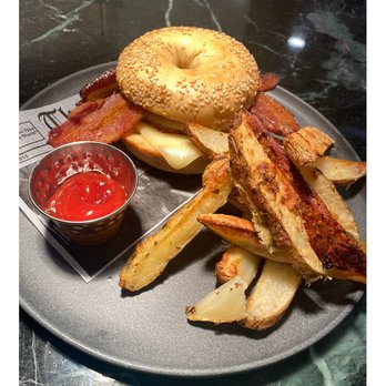 ROSES RESTAURANT - Updated December 2024 - 316 Photos & 195 Reviews ...