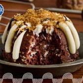 VAVA DESIGNER CAKES - Updated June 2025 - 52 Photos - 620 Yonge St ...