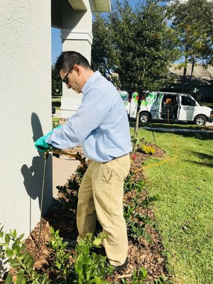 FRIENDLY PEST SOLUTIONS - Updated November 2024 - 12 Photos - 1820 S ...