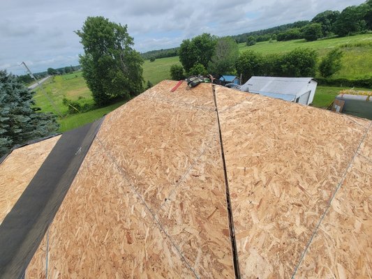 HIGH RIDGE ROOFING - Updated September 2024 - 47 Photos - 405 Belmont ...