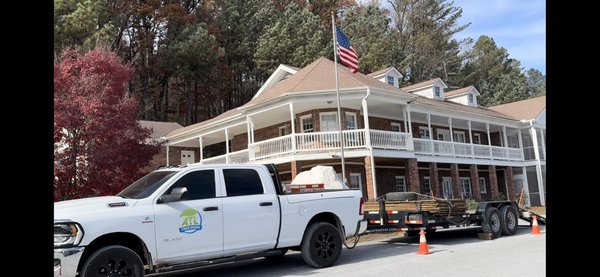 ATL TREE WORK - Updated October 2025 - 25 Photos - 2743 Amberly Way ...