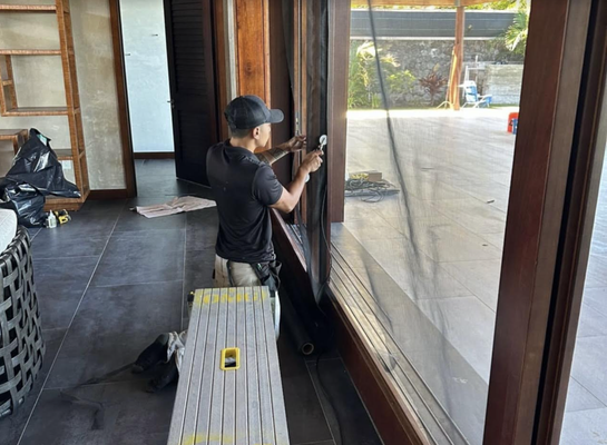 SCREEN IT KONA - Updated August 2024 - 73-5590 Kauhola St, Kailua Kona ...