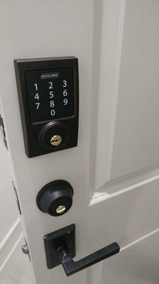 SPIRIT LOCKSMITH - 185 Photos & 548 Reviews - 2102 Business Center Dr ...