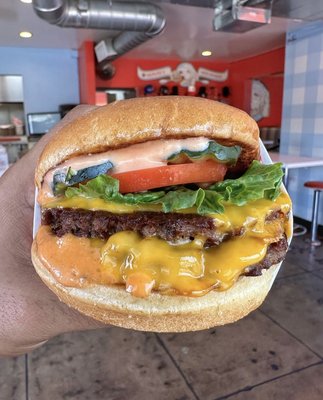 MONTY’S GOOD BURGER - Updated July 2024 - 879 Photos & 277 Reviews ...