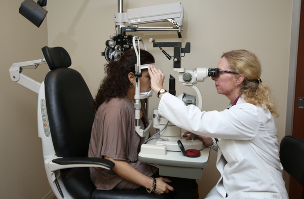 MOSIER EYE CENTER - 29 Photos & 90 Reviews - 265 Laguna Rd, Fullerton ...