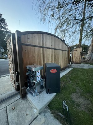 AM PM Local Gate Services - Updated June 2026 - 175 Photos & 148 ...