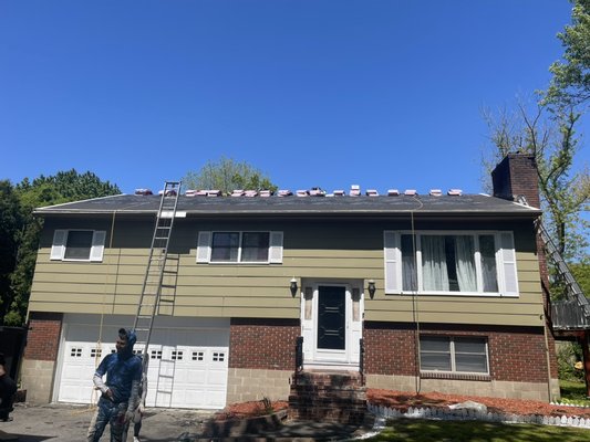 COMMONWEALTH ROOFING AND SIDING - Updated December 2025 - 125 Photos ...