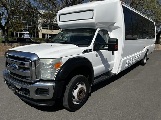 PRESIDENTIAL TRANSPO & PARTY BUS - Updated October 2025 - 152 Photos ...