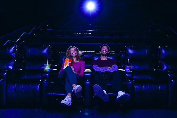 BLACKSTONE VALLEY 14 CINEMA DE LUX - Updated January 2026 - 20 Photos ...